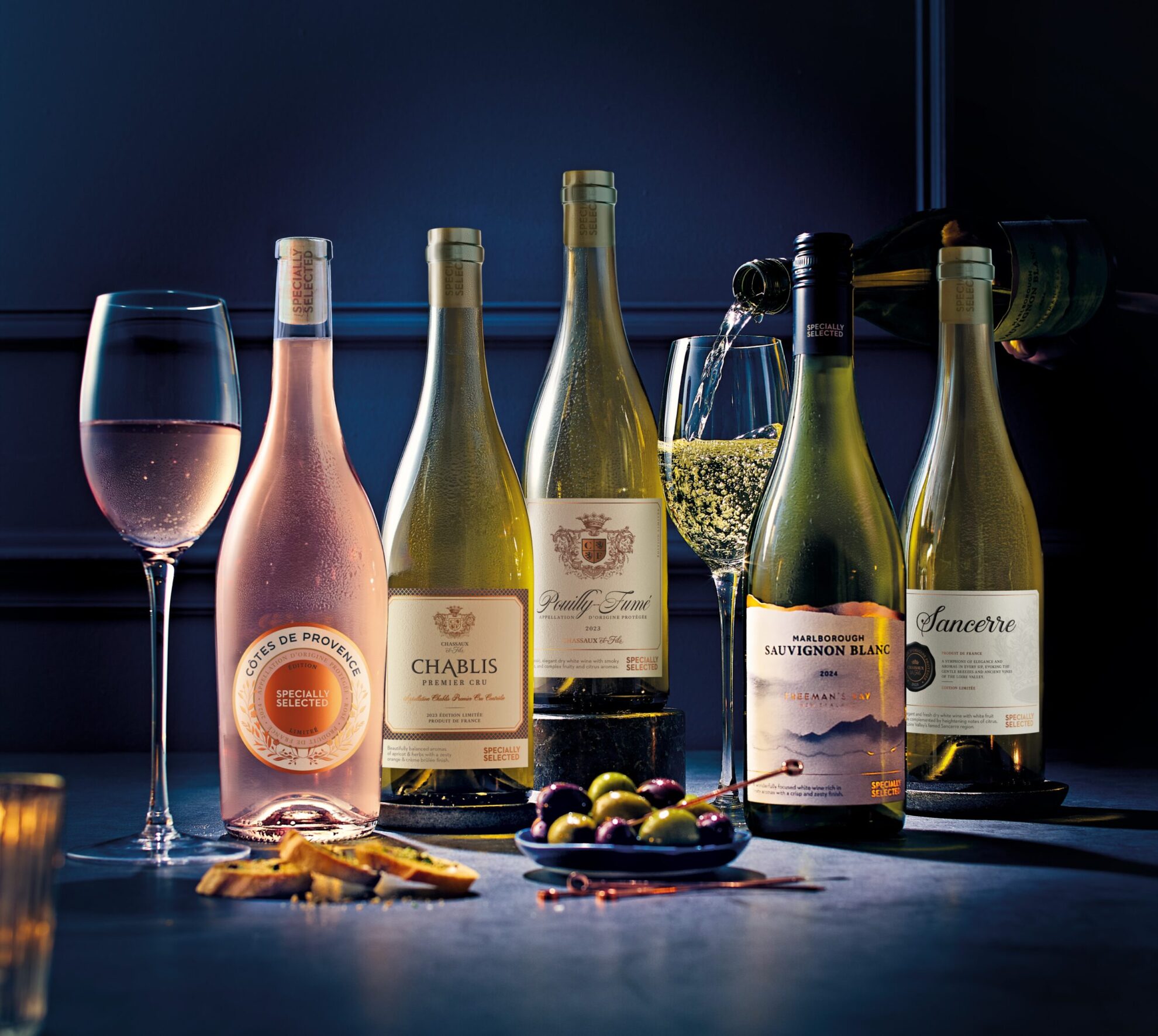 RAISE A GLASS THIS CHRISTMAS WITH ALDI’S PREMIUM WINE SELECTION - ALDI ...